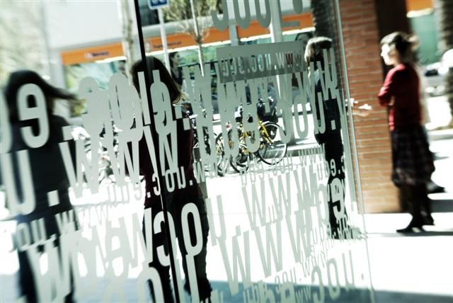 Diez titulaciones de la UOC renuevan la acreditación de la Agencia para ...