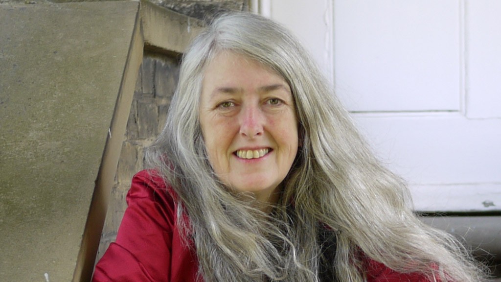 The UOC to award feminist and historian Mary Beard an honorary ...