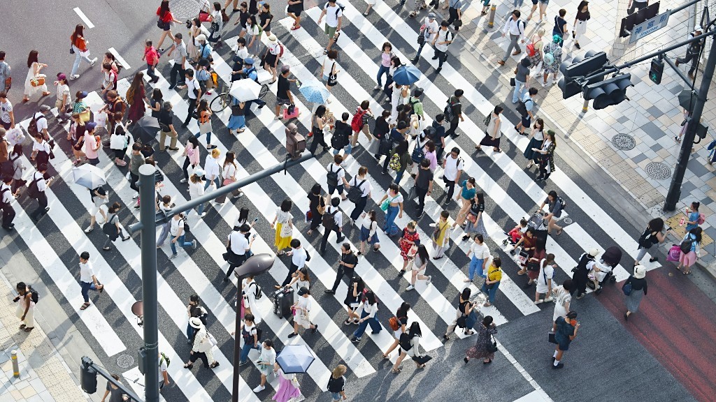 Scientific formula calculates how to create more space for pedestrians ...