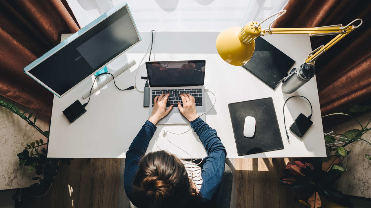 The three profiles of teleworkers | UOC